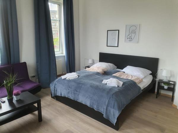 Massive 6br Apt. Near Millenium City For Big Groups - Vienne
