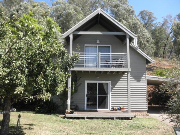 Captain Moonlight Cottage - Alpine National Park
