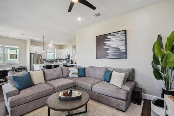 Sandy Cheeks Surfside - Surfside Beach, TX