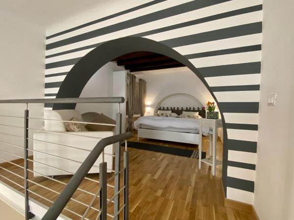 Loft Nineteen Apartment - La Spezia