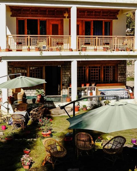 Ladakh Eco House - 레