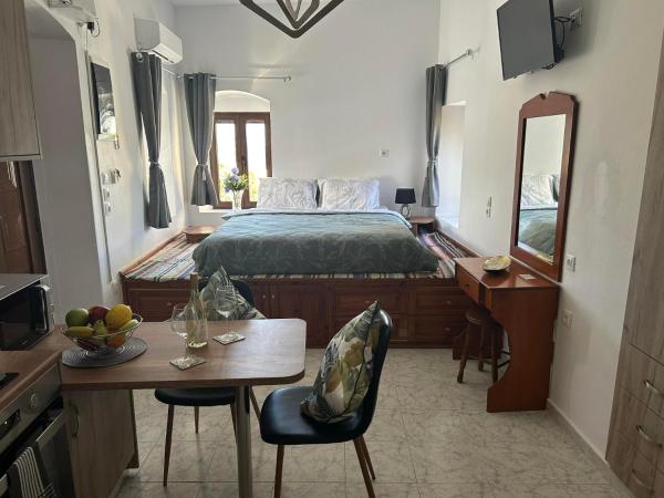 New Lindos Studio 45 Renovated - Lindos