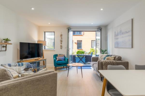1 Putsborough - Luxury Apartment At Byron Woolacombe, Only 4 Minute Walk To Woolacombe Beach! - Woolacombe