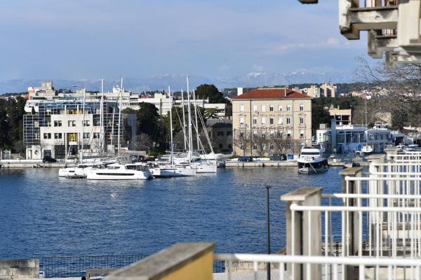 Apartment Pablo - Old Town Zadar With Balcony - Bibinje