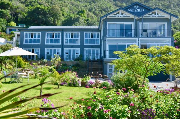 Serenity Ocean Lodge - Victoria Bay