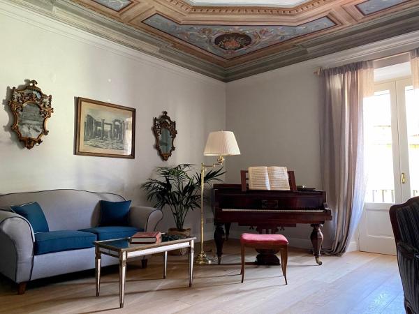 Burlamacchi Villas - Tuscany