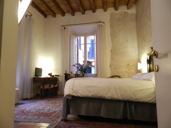 Vicolo Del Lupo Guesthouse - Roma