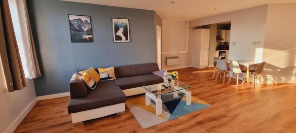 Modern And Spacious Swansea Centre Apartment - Pays de Galles