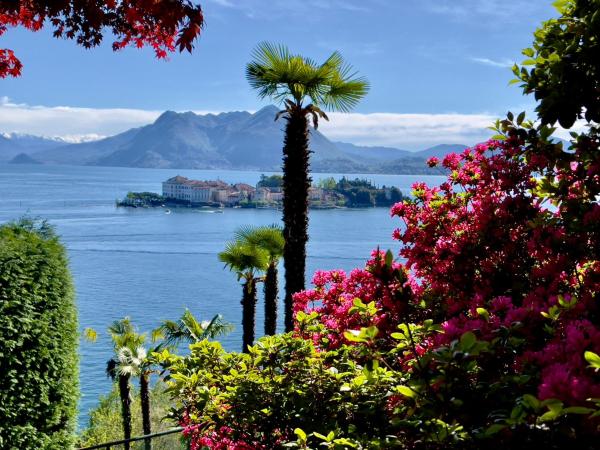 Appartamento Vista Lago, Giardino Spiaggia A Stresa Vista Isole Borromee E Golfo Borromeo - Stresaflat - Stresa