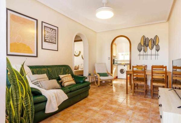 Groundfloor Pink Torrevista - Winter By The Sea - Guardamar del Segura