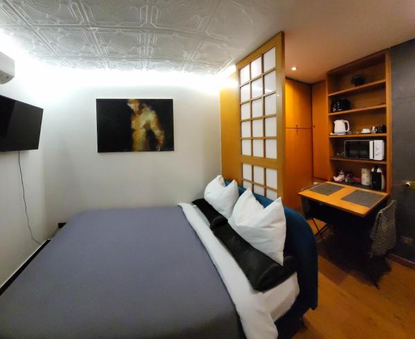 Giulia's Nidus - Rome