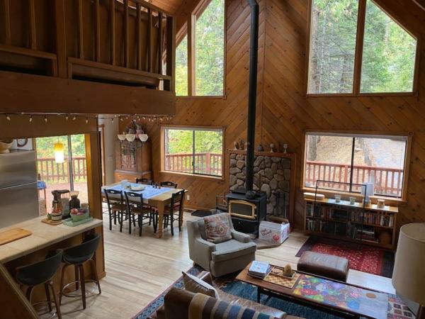 Gorgeous Cabin In Bls With Ev Chgr, Pool Access And Gameroom - Arnold, CA