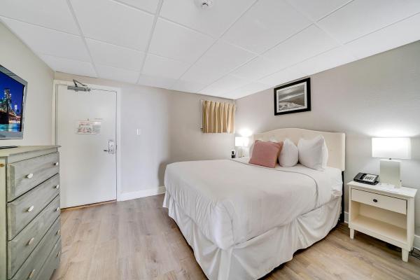 Montreal Beach Resort - Villas, NJ