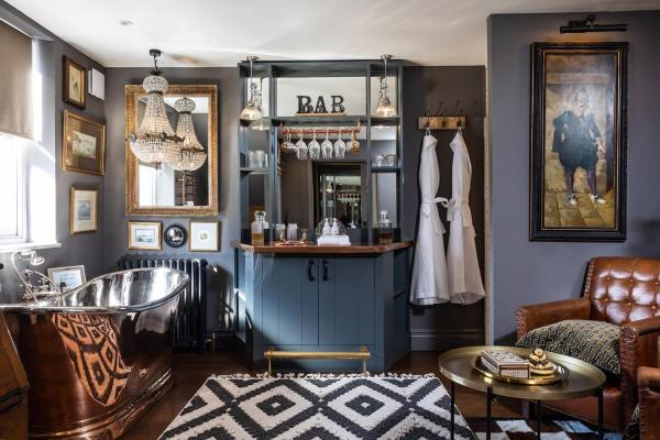 Cheshire Boutique Bathhouse - Nantwich