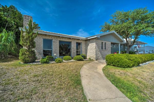 Hillside Manor - Kerrville, TX