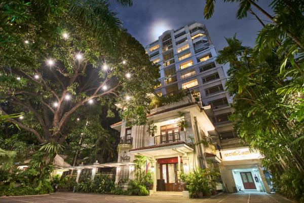 Orchid Garden Suites - Manila