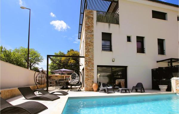 Amazing Home In Avignon With Kitchen - Avignon