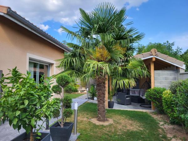 La Datcha D'elena - Belleville, France