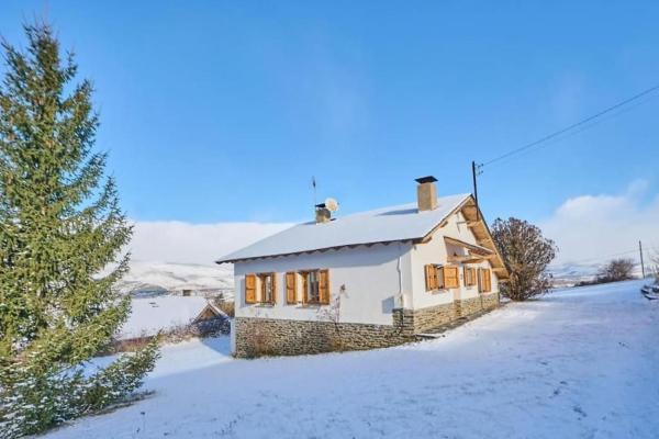 Casa L'avet. El Vilar D'urtx - Alp, Catalonia