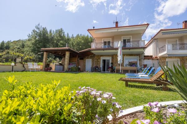 Holiday Villa - Кассандра