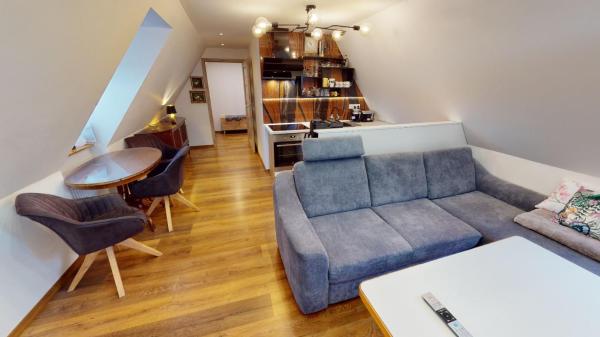 Apartman Ateliér Vary V Nově Zrekonstruovaném Domě - Karlovy Vary