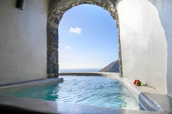Deep Earth Villas - Santorini