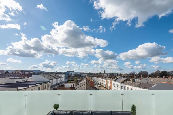 The Burton Penthouse By Fortuna Property - 卓特咸學院