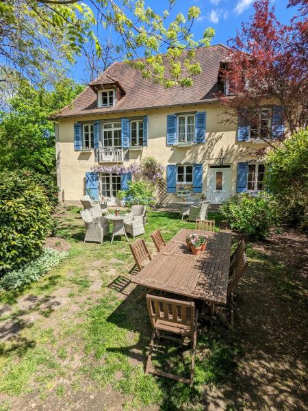 Sous Le Chateau - Saint-Yrieix-la-Perche