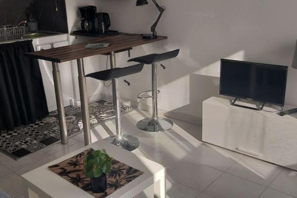 Studio Climatisé, Lumineux à 5 Min De La Promenade Des Anglais - ibis budget Nice Californie Lenval