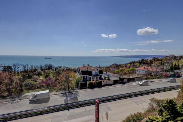 Ellinis Hotel - Sea View And Free Parking - Varna