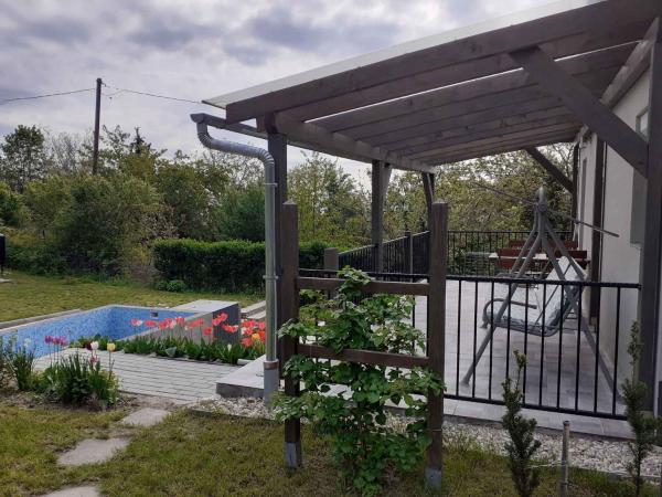 Holiday Home In Balatongyörök 42286 - Vonyarcvashegy
