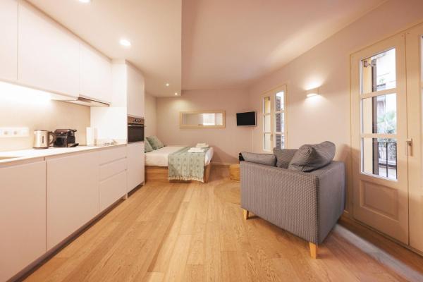 Barca Studio 1 - Vacation Studio In Girona | Bravissimo - Girona