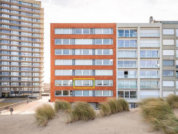 Studio In Oostduinkerke With Sea View - Coxyde