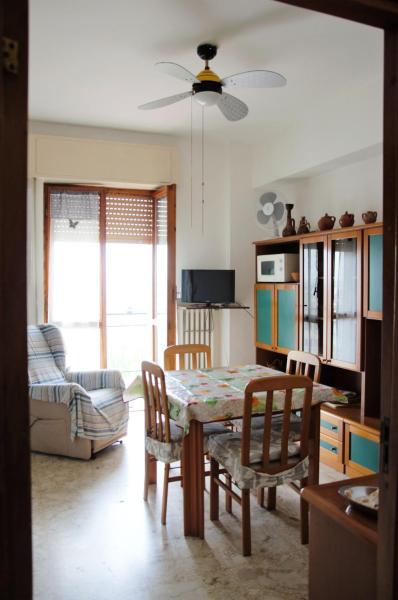 Red's Home Apartment - Termoli