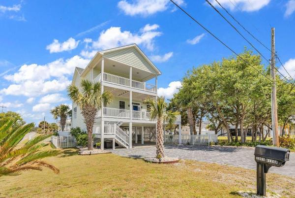 2901 Nixon Street Ocean View Luxury 4br Home With Private Pool - Sunset Beach, NC