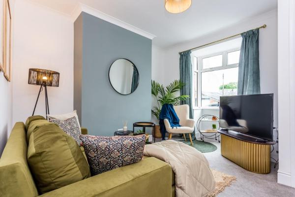 Boho Chic - Stylish Home In City Centre, Sleeps 4 - Darlington