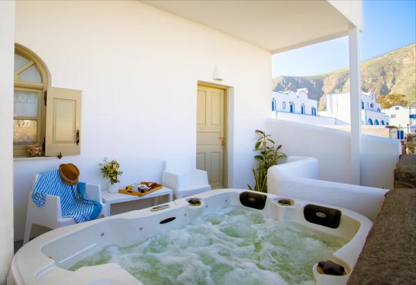 Villa Dina With Private Juccuzi - 산토리니 섬