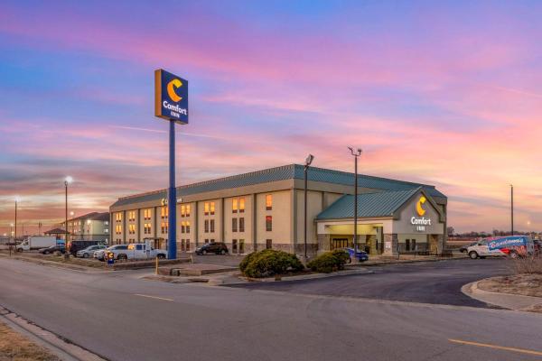 Comfort Inn Collinsville Near St Louis - Maryville, IL
