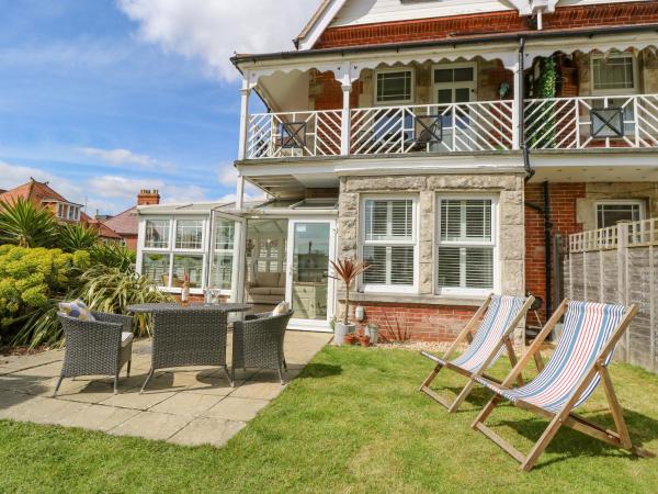 Seaglimpse - Sandbanks