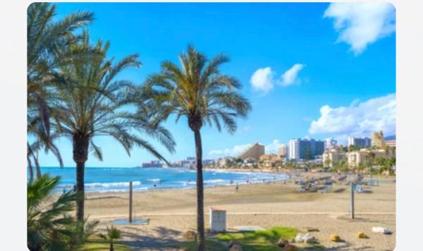 Apartamento Superior Alay En Puerto Marina Playa - Benalmádena