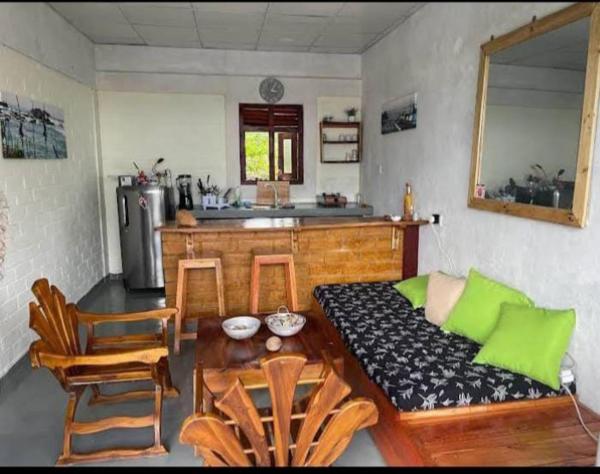 Gray House Up - Mirissa