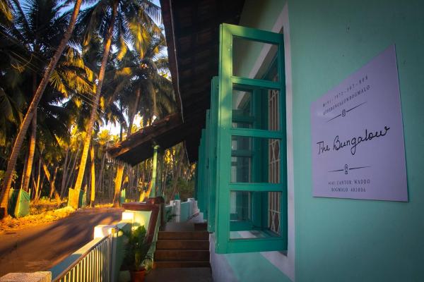 The Bungalow Bogmalo An 1880 Indo Portuguese Heritage Beach Villa South Goa - 고아