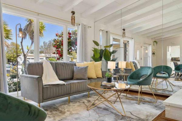 Mid Century Garden View Home Parking - Bay Beach, CA