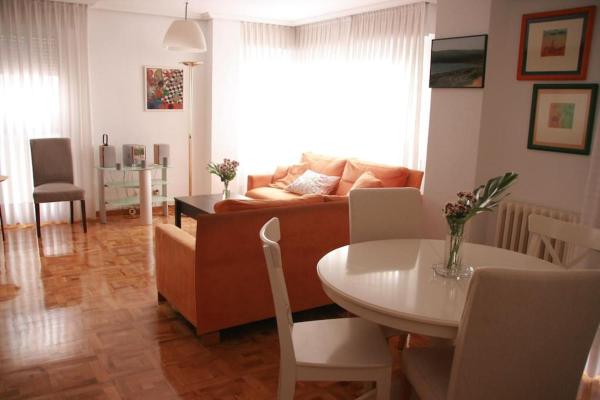 Lekker&vida, Vivienda De Uso Turístico, Céntrica, Garaje En El Edificio - Valladolid, España