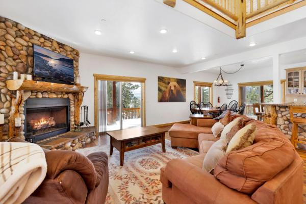 Cozy Lakeview Hideaway By Big Bear Vacations Amazing Fawnskin Log Cabin Chalet - Big Bear Lake, CA