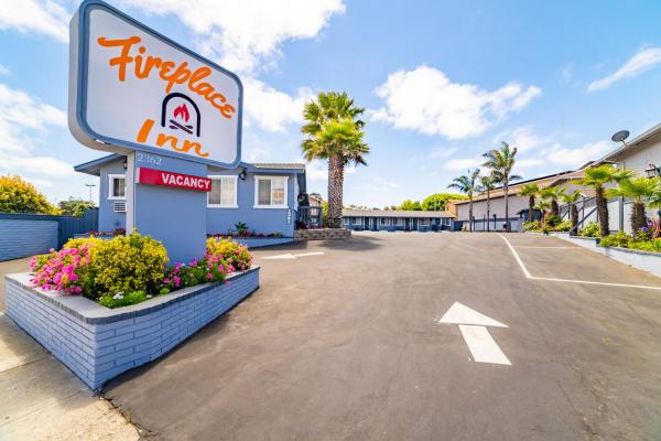 The Monterey Fireplace Inn - Carmel-by-the-Sea, CA