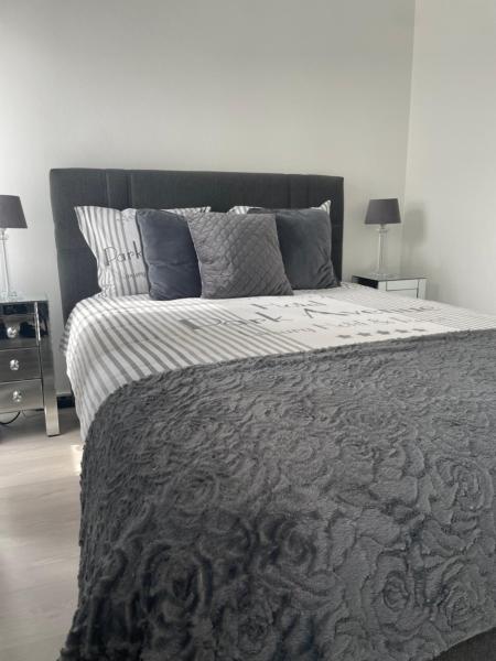 Executive Double Room With En-suite In Guest House City Centre R4 - Luxembourg