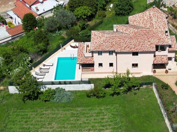 Apartman Aisha - Alpes