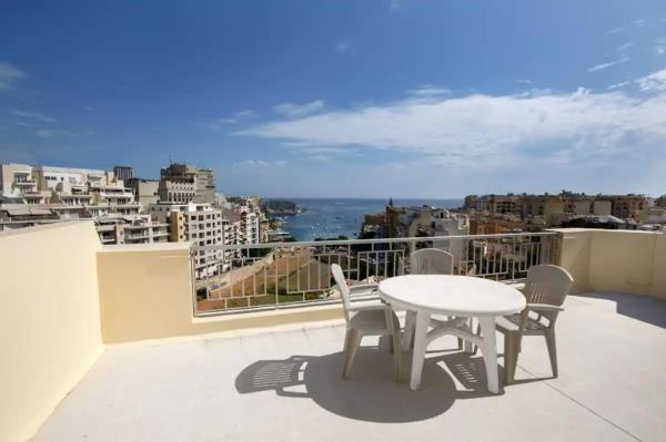 Seaview Penthouse Balluta Bay Vc - Malta