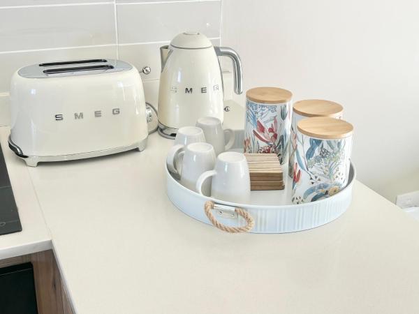 Ballito Hills - Ocean View, Queen Bed & Free Wi-fi - Dolphin Coast